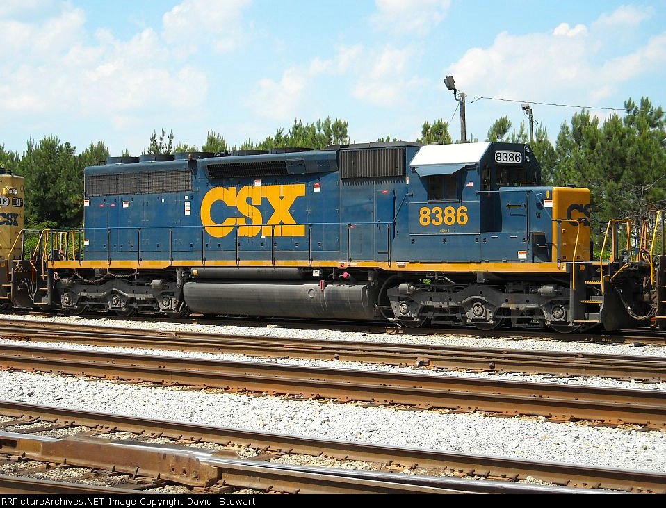 CSX SD40-2 8386